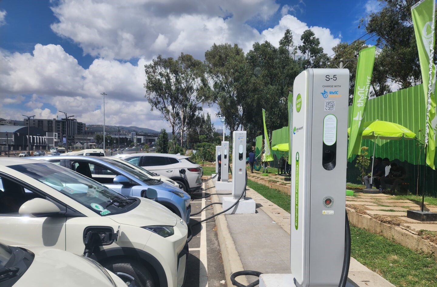 How Electric Vehicles Are Transforming the Energy Grid