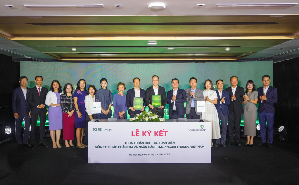 BIM Group, Vietcombank Signs Renewable Energy Agreement